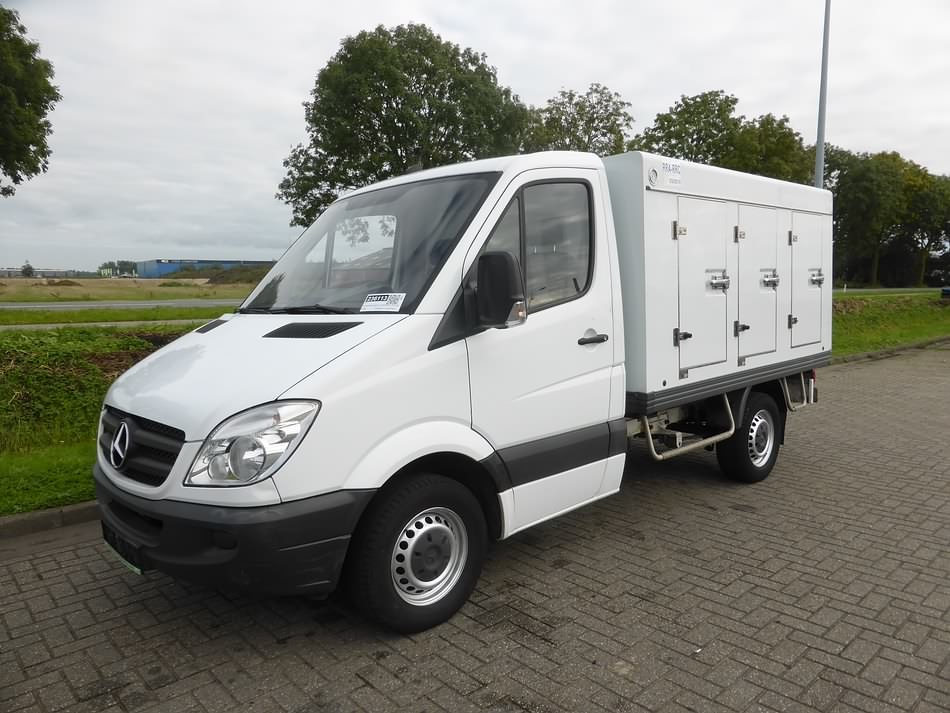 MERCEDES-BENZ SPRINTER 310 CDI FRI - Kleyn Vans