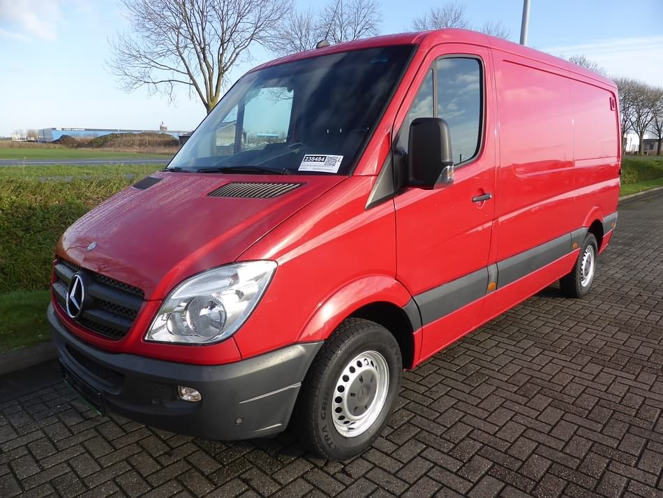 MERCEDES-BENZ SPRINTER 213 - Kleyn Vans