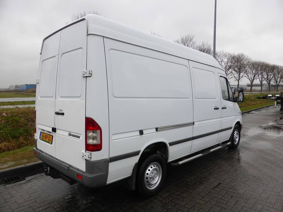 MERCEDES-BENZ SPRINTER 208 CDI - Kleyn Vans
