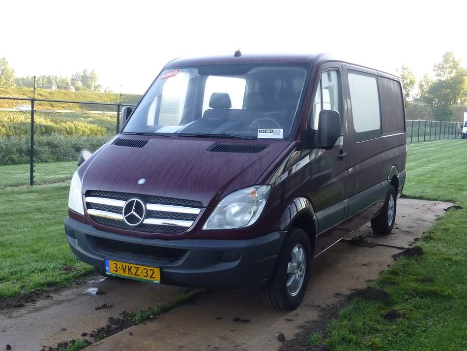 MERCEDES-BENZ SPRINTER 310 DC AIRC - Kleyn Trucks