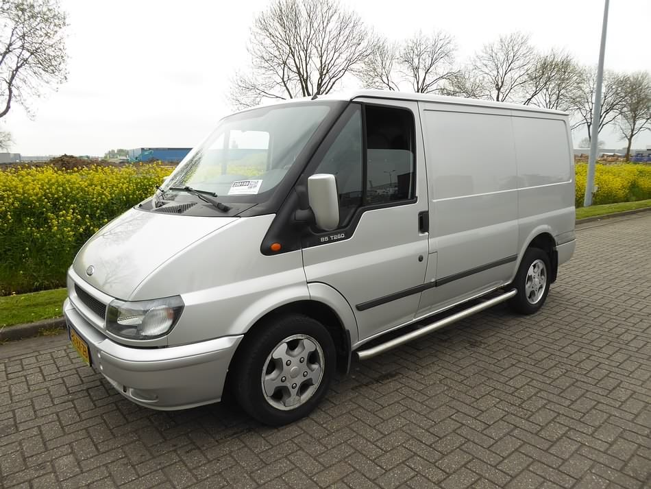 FORD TRANSIT 260S FD VAN - Kleyn Vans