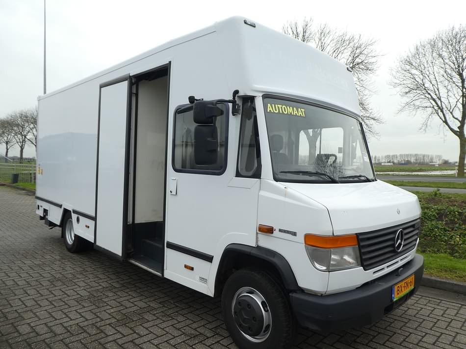 MERCEDES-BENZ VARIO 813 D - Kleyn Vans
