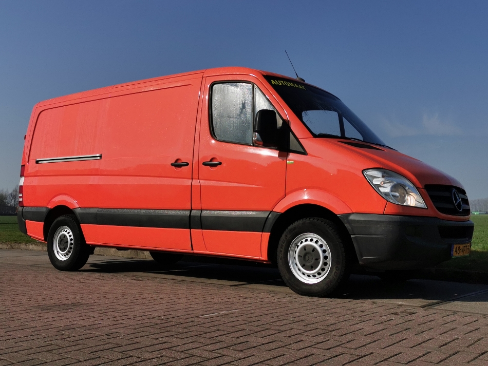 MERCEDES-BENZ SPRINTER 211 - Kleyn Vans