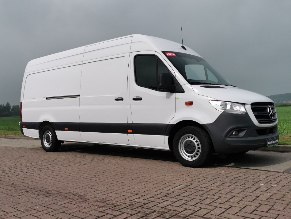 MERCEDES-BENZ SPRINTER 316 - Bestelbus