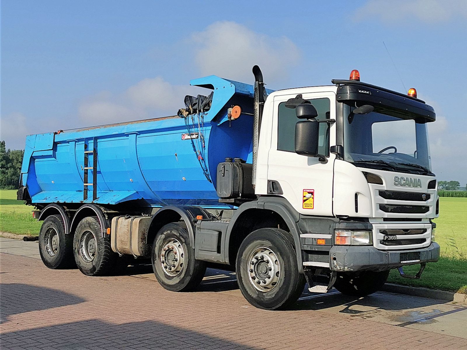 SCANIA P360 - Kleyn Vans