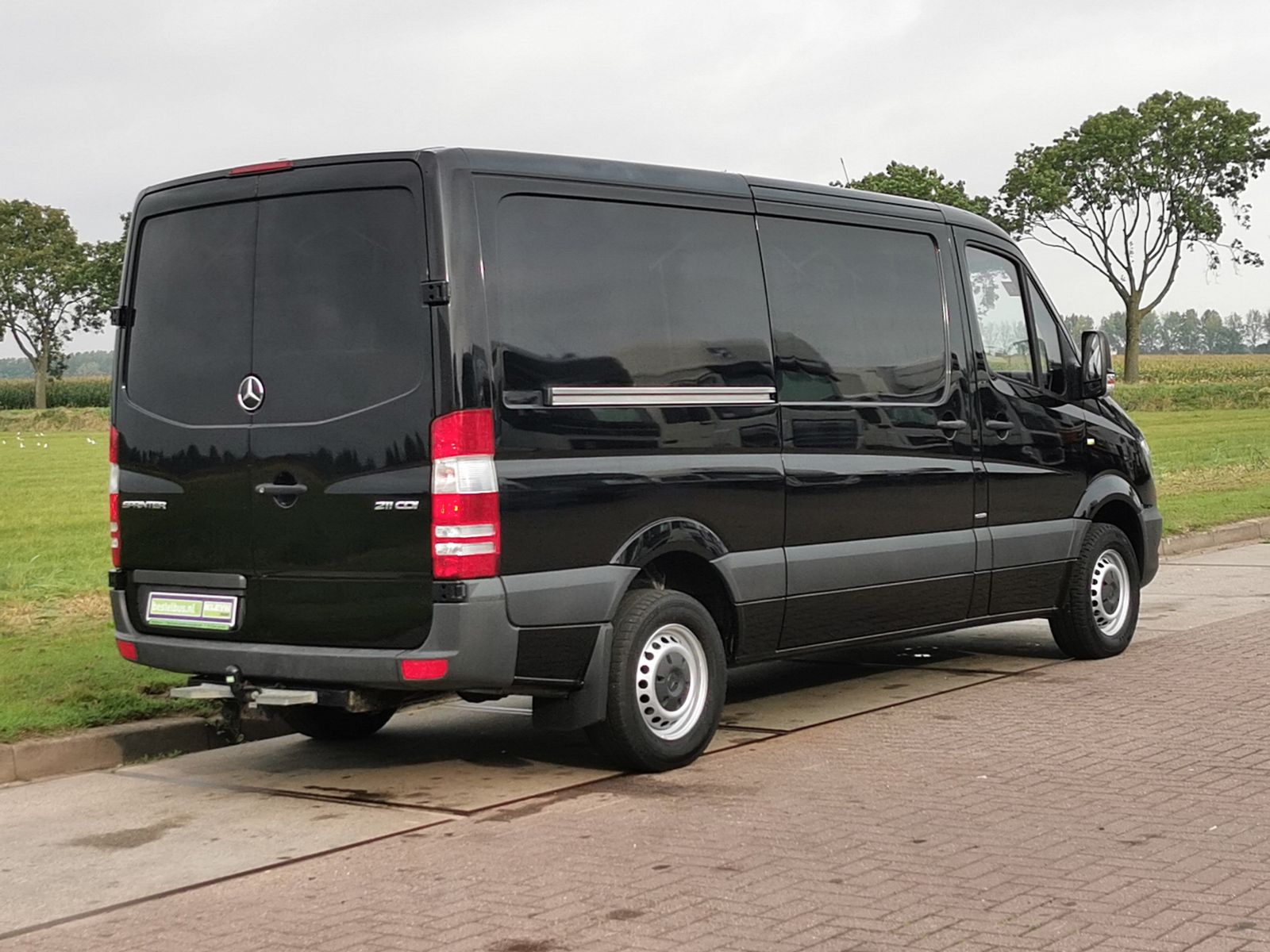 MERCEDES-BENZ SPRINTER 211 - Kleyn Vans