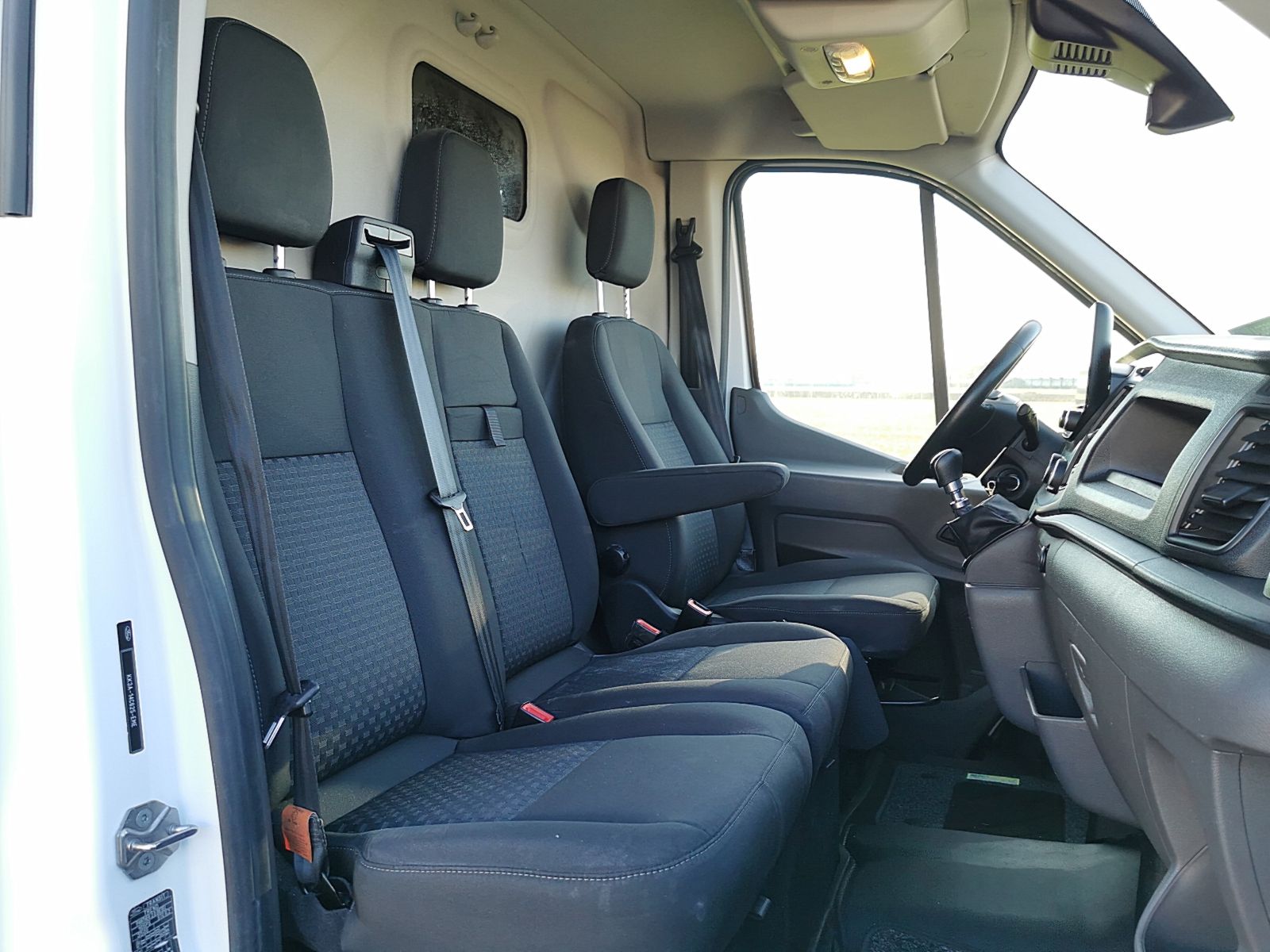 FORD TRANSIT 350 - Kleyn Vans