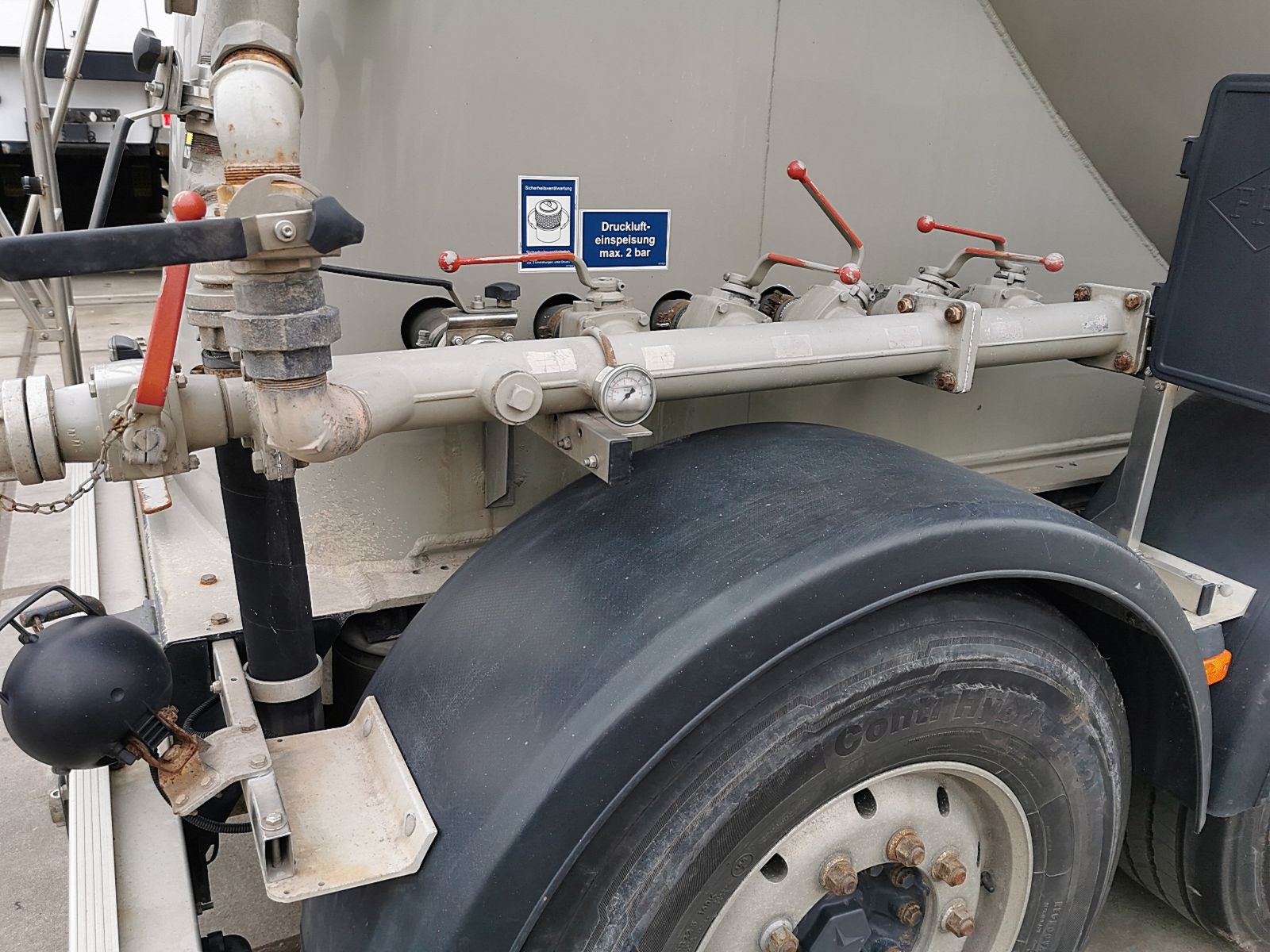 FELDBINDER EUT 36,3 - Kleyn Trucks