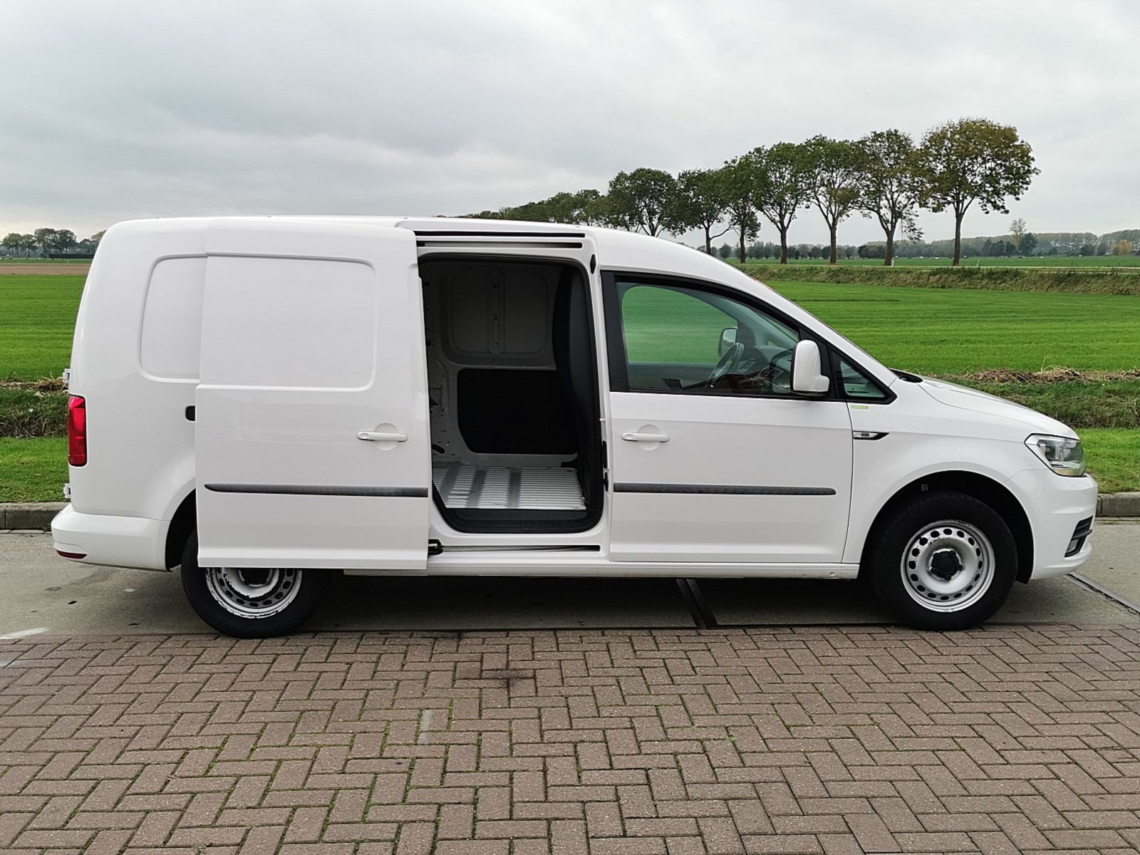VOLKSWAGEN CADDY 2.0 - Kleyn Vans