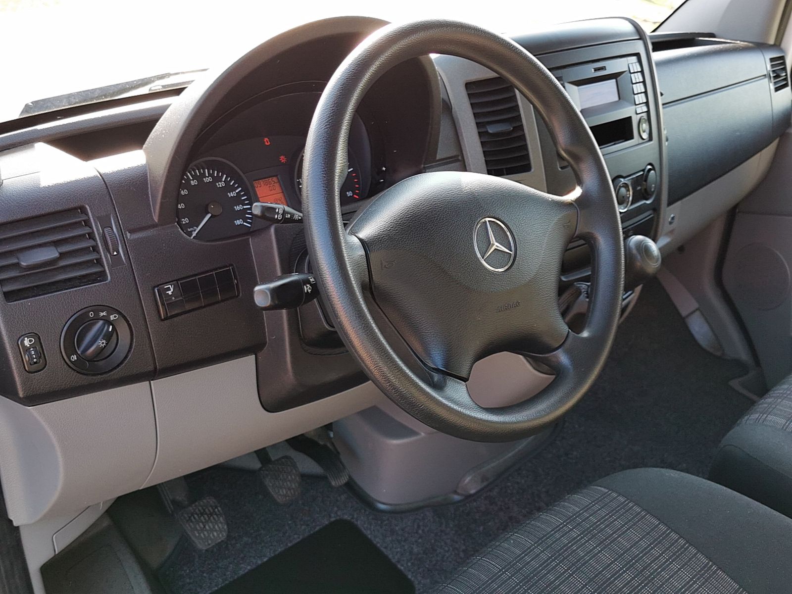 MERCEDES-BENZ SPRINTER 511 - Kleyn Trucks