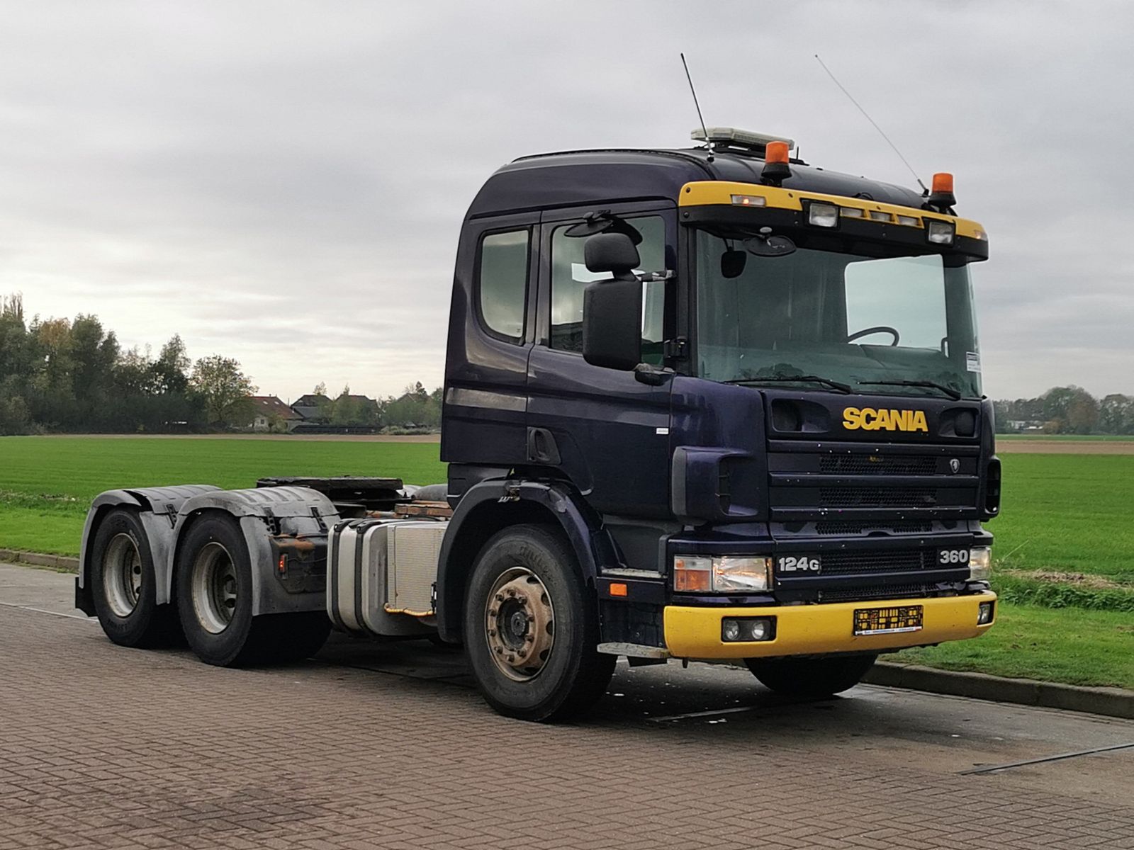 SCANIA P124.360 - Kleyn Trucks