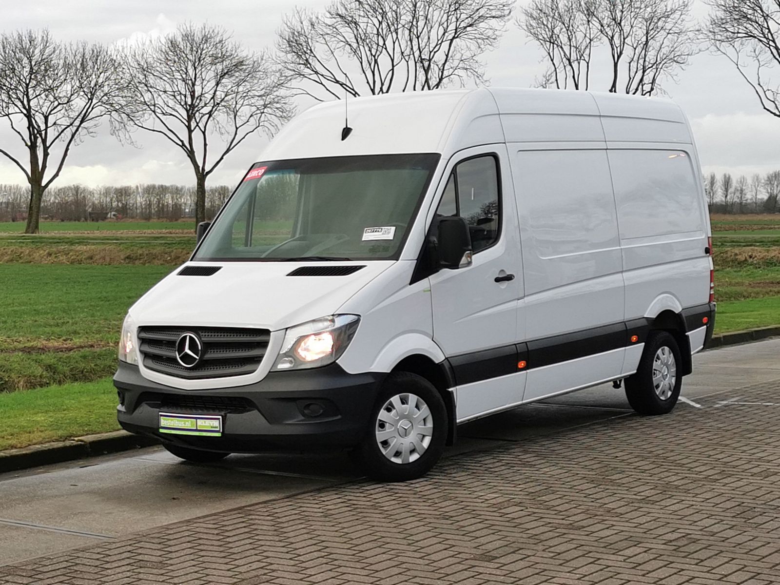 MERCEDES-BENZ SPRINTER 319 - Kleyn Vans