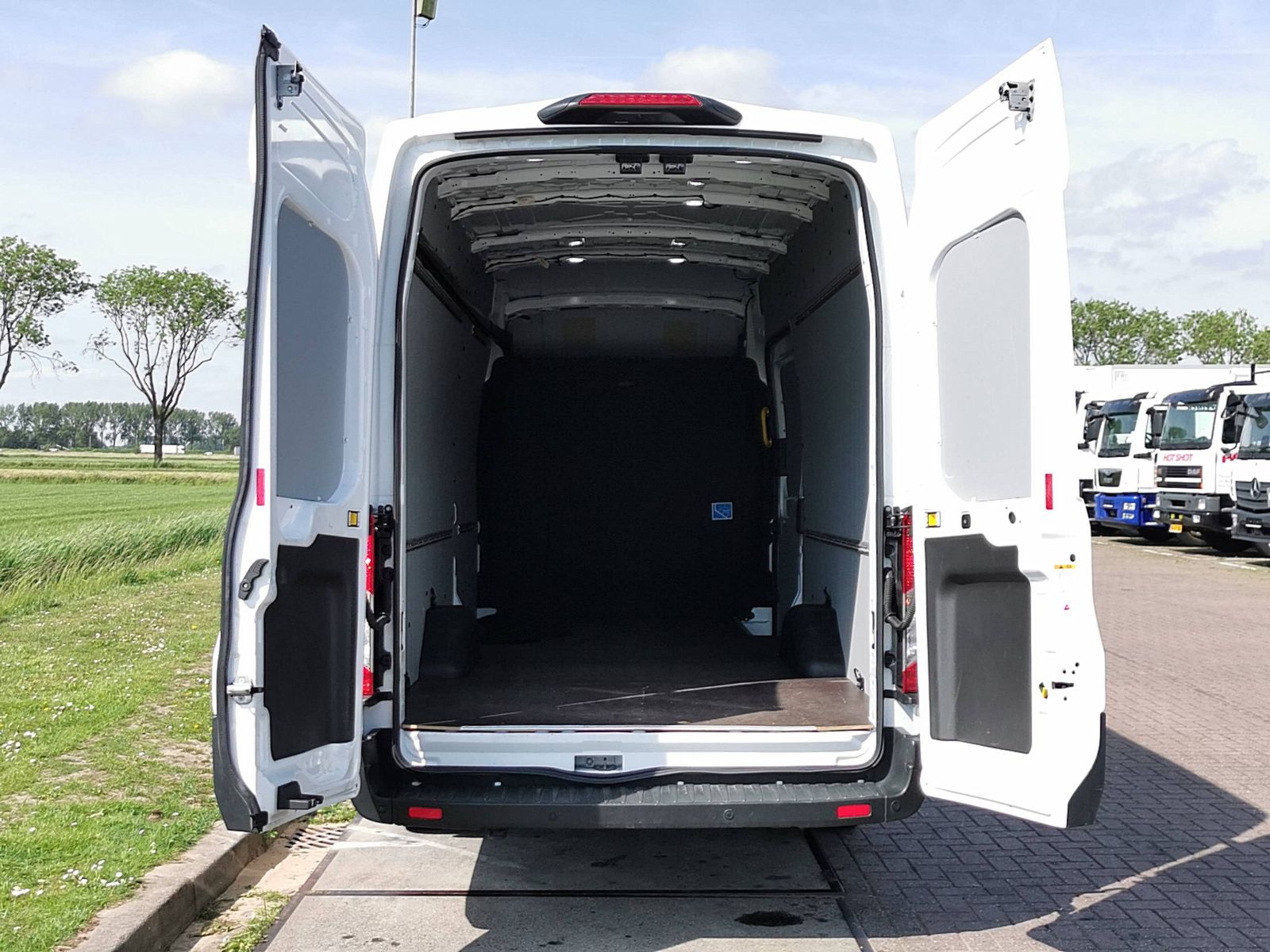 FORD TRANSIT 2.0 - Bestelbus