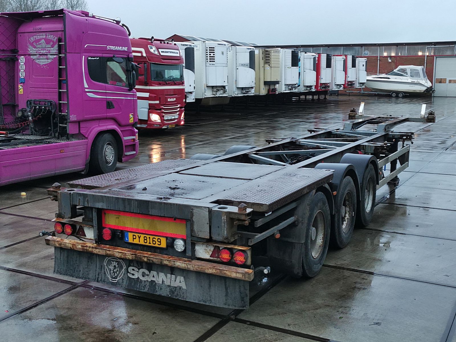 VAN HOOL CONTAINER - Kleyn Trucks