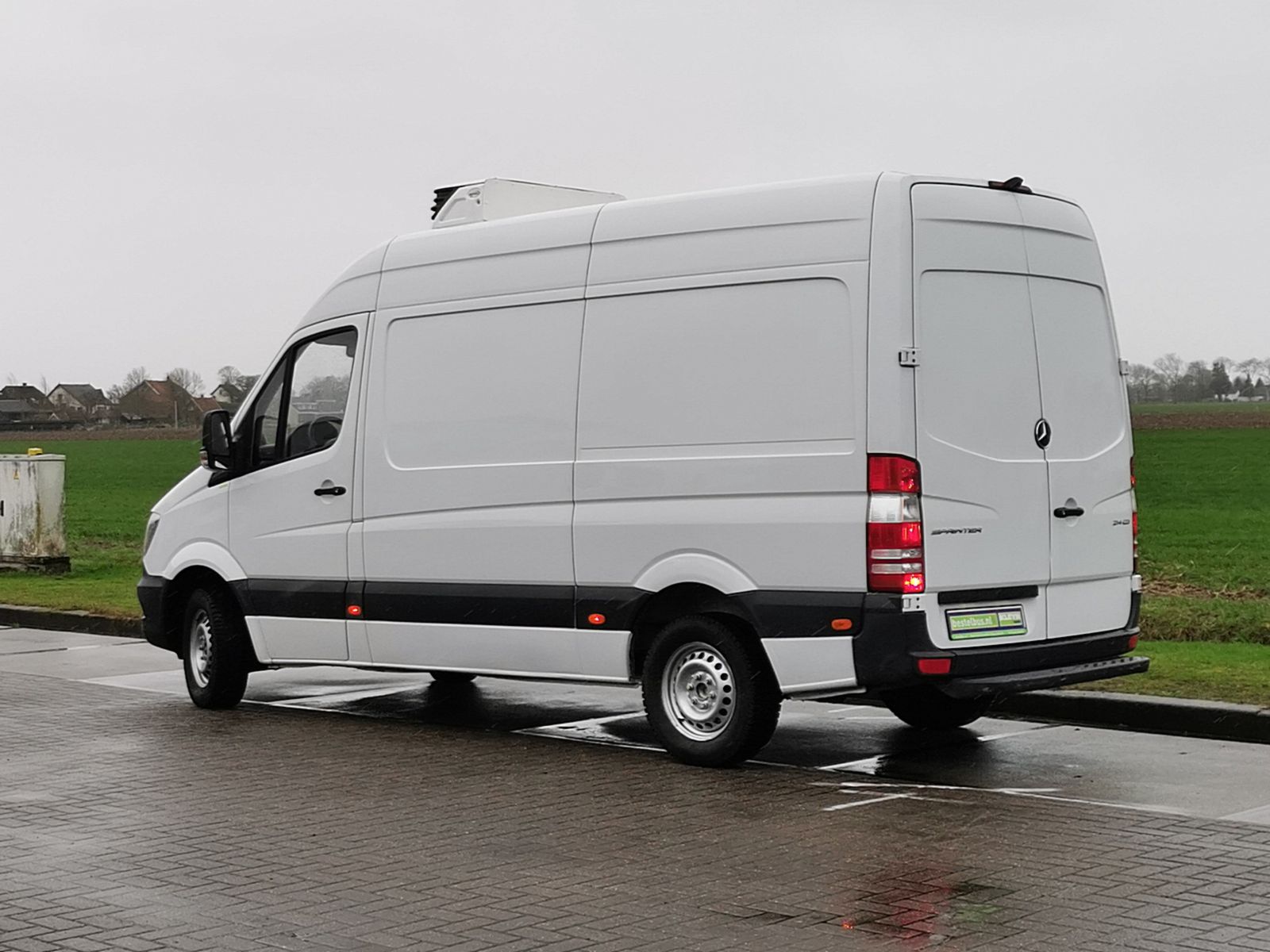 MERCEDES-BENZ SPRINTER 214 - Kleyn Vans
