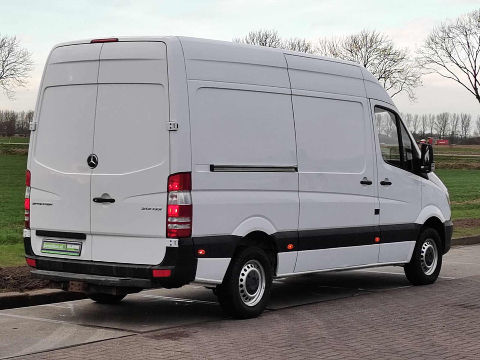 MERCEDES-BENZ SPRINTER 213 - Kleyn Vans