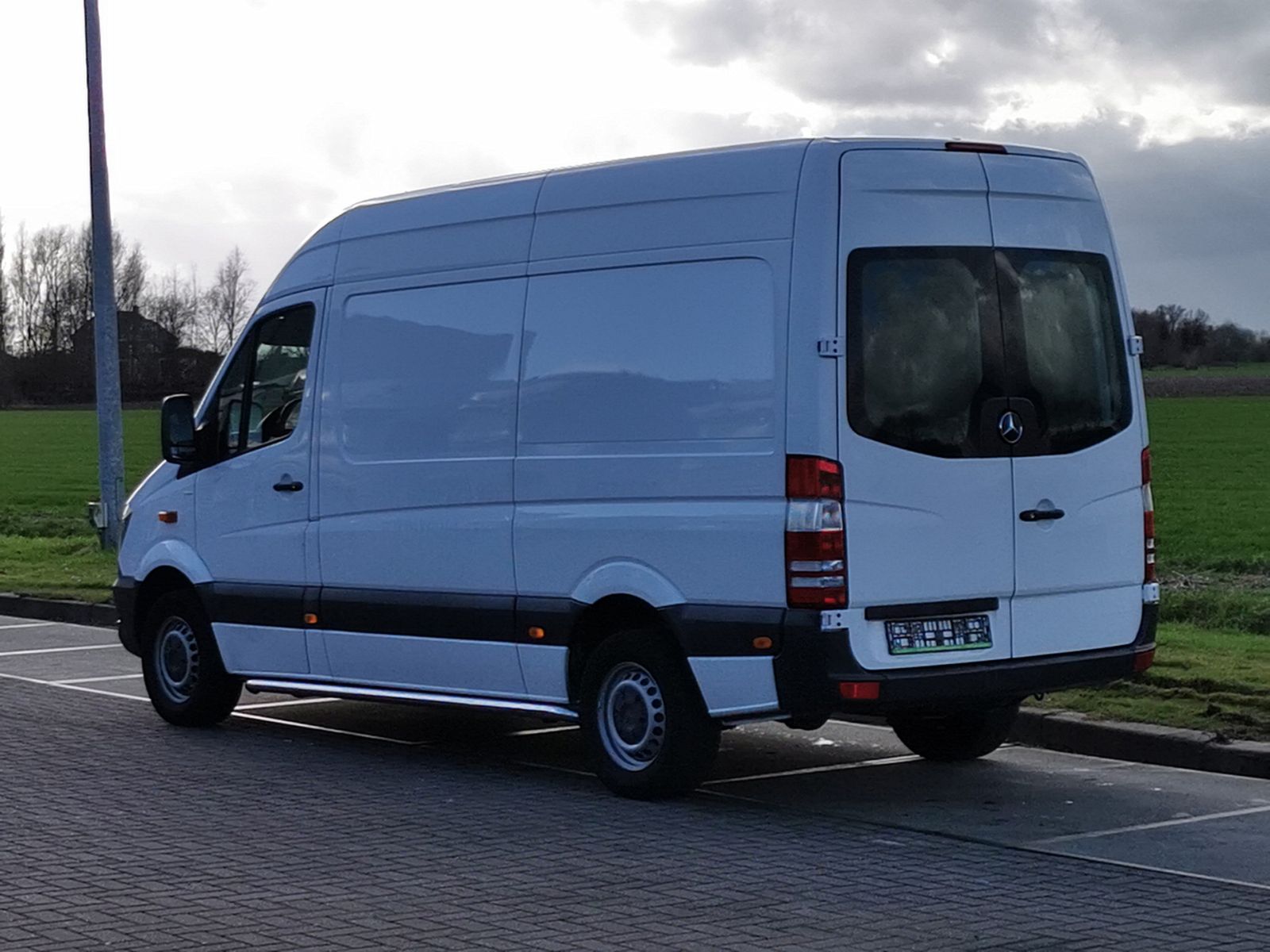 MERCEDES-BENZ SPRINTER 310 - Kleyn Vans