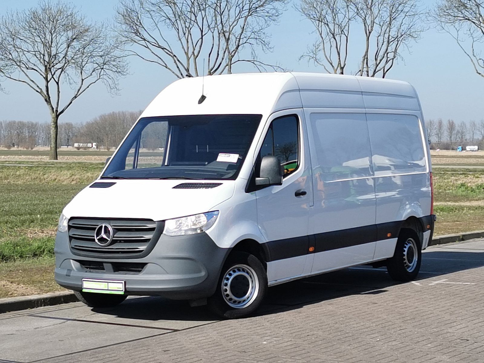 MERCEDES-BENZ SPRINTER 211 - Kleyn Vans