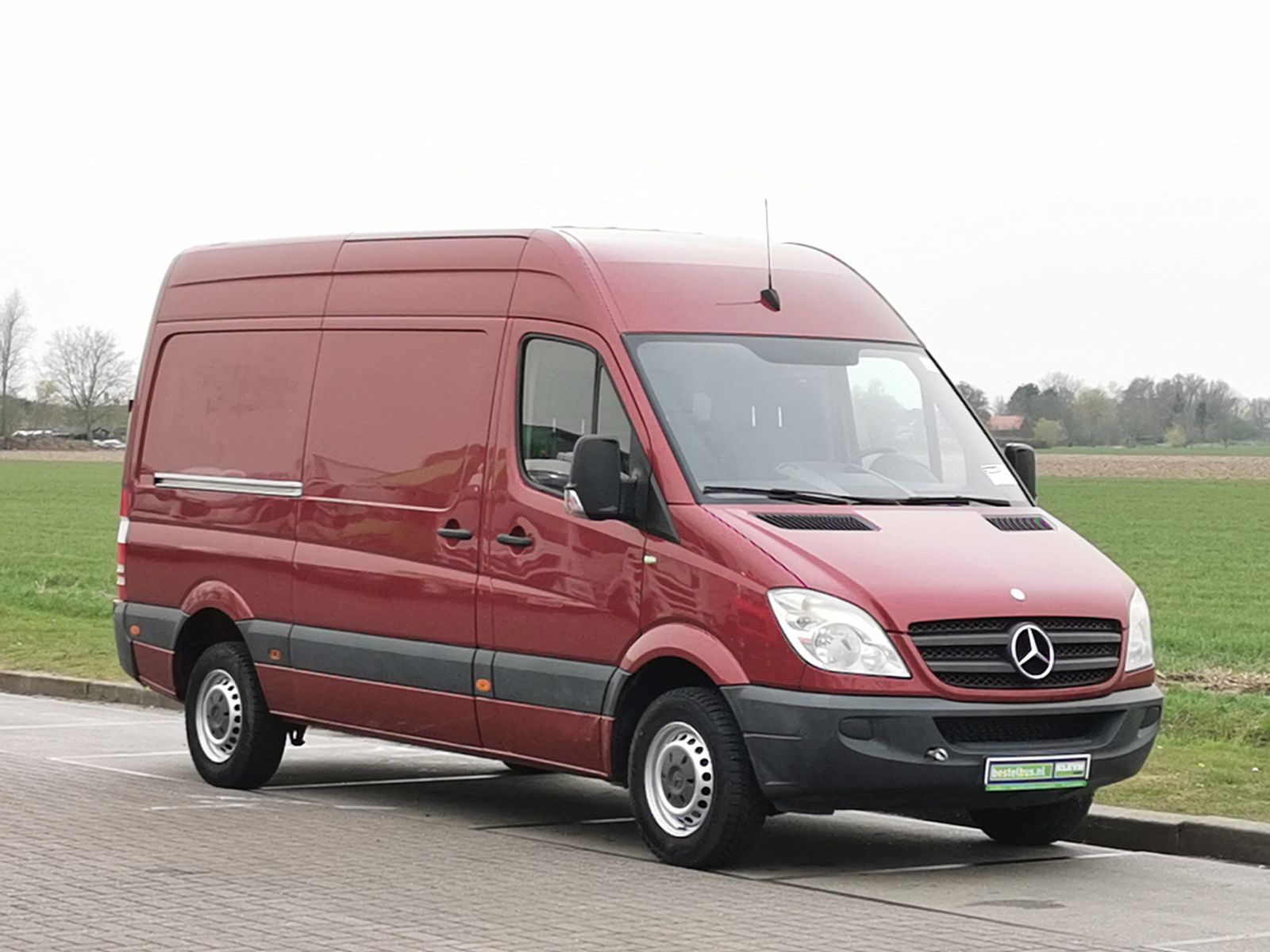 MERCEDES-BENZ SPRINTER 213 - Kleyn Vans