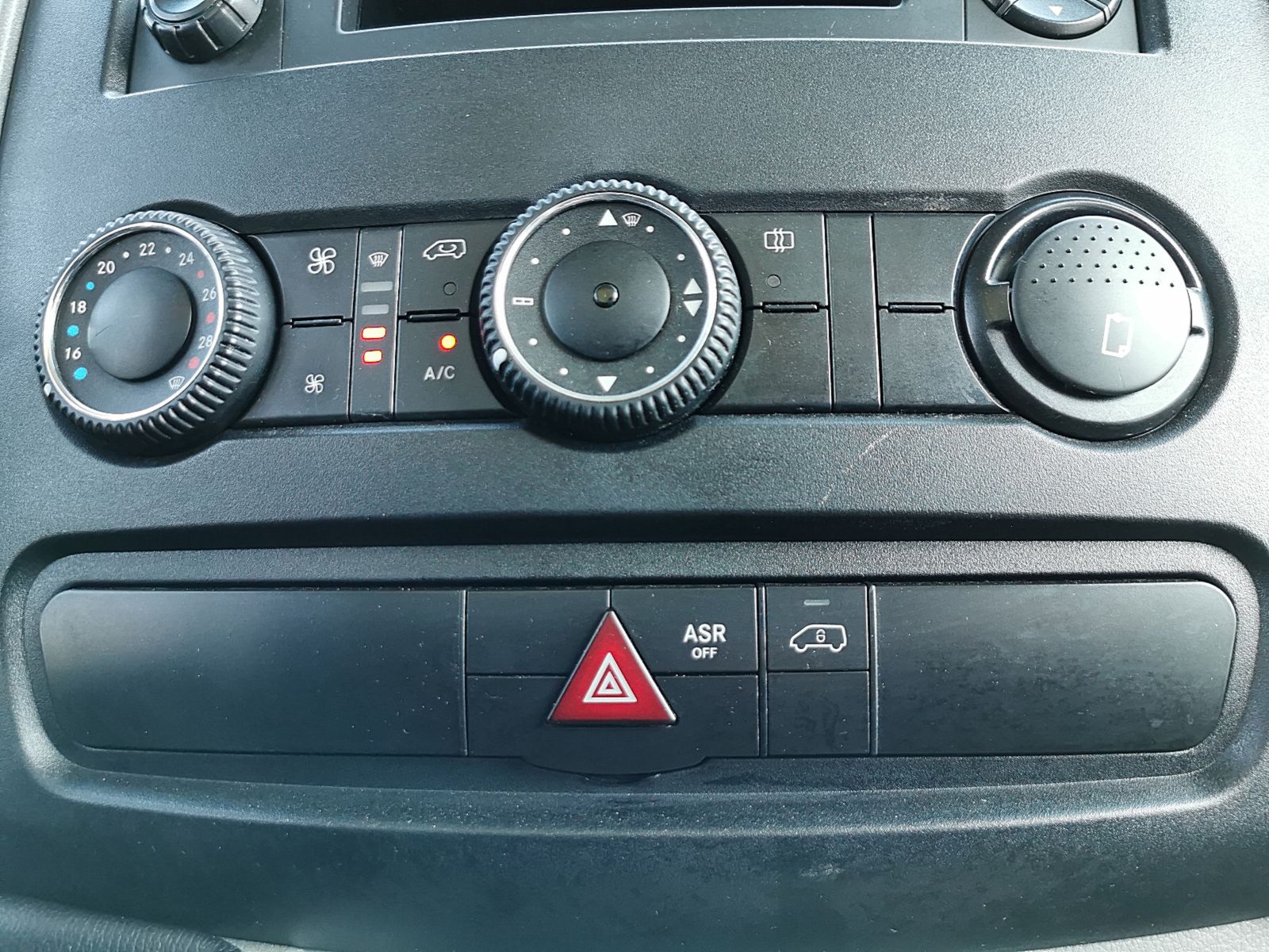 MERCEDES-BENZ SPRINTER 516 CDI - Kleyn Trucks