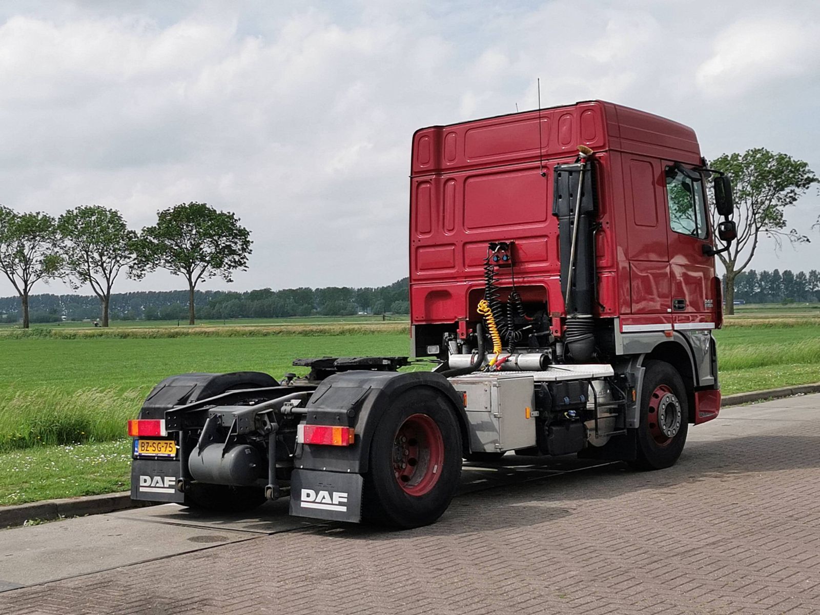 DAF XF 105.410 - Kleyn Vans