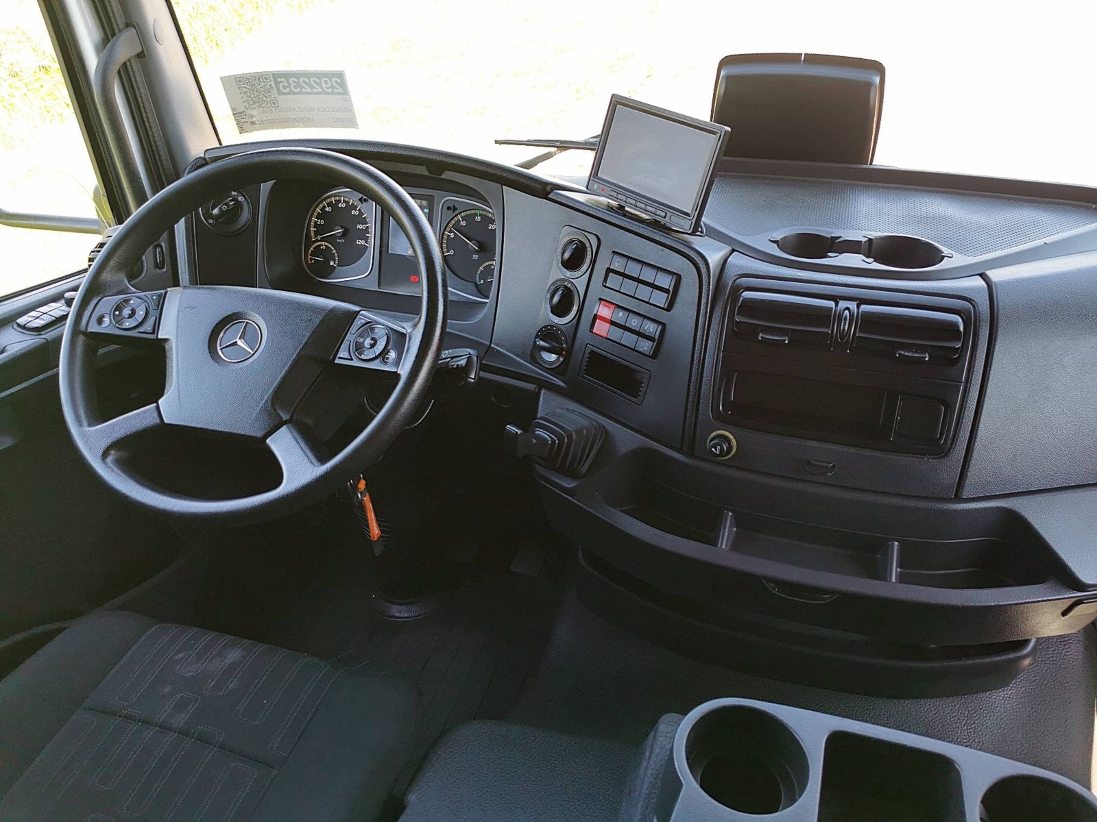 MERCEDES-BENZ ATEGO 818 - Kleyn Vans