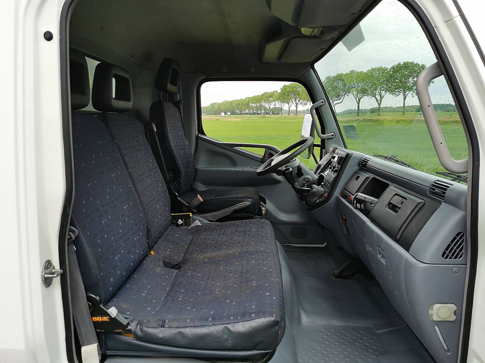 MITSUBISHI CANTER S13 3.0 - Kleyn Vans
