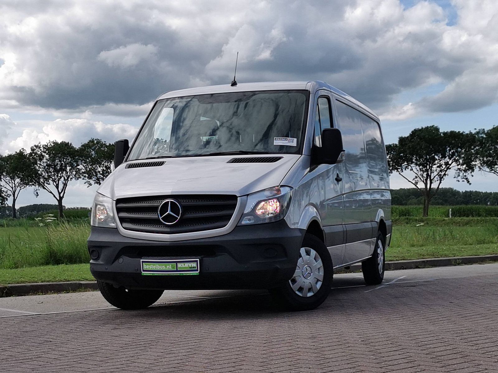 MERCEDES-BENZ SPRINTER 216 - Kleyn Vans