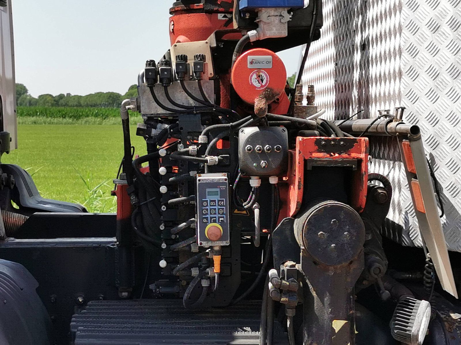 SCANIA P114.340 - Kleyn Vans