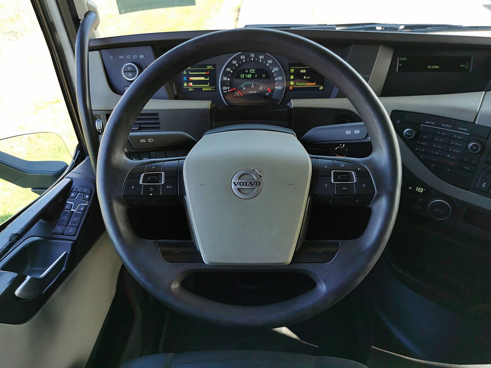 VOLVO FH 460 - Kleyn Vans