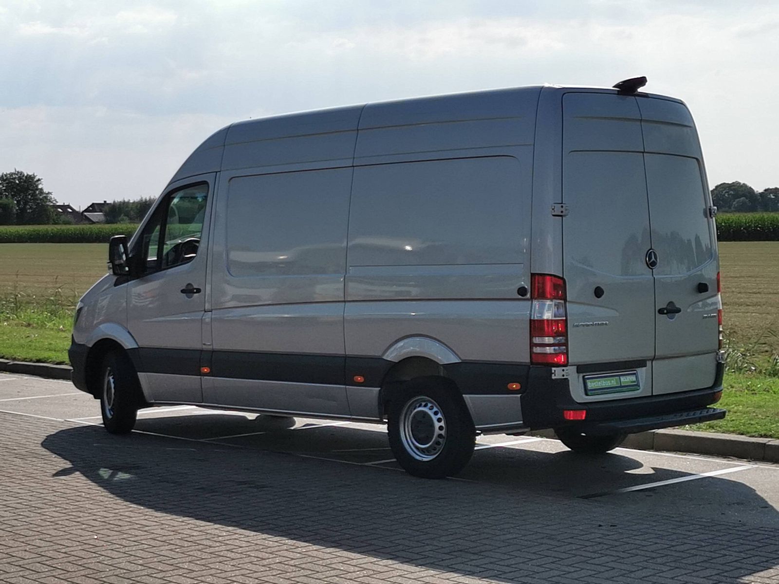 MERCEDES-BENZ SPRINTER 214 - Kleyn Vans