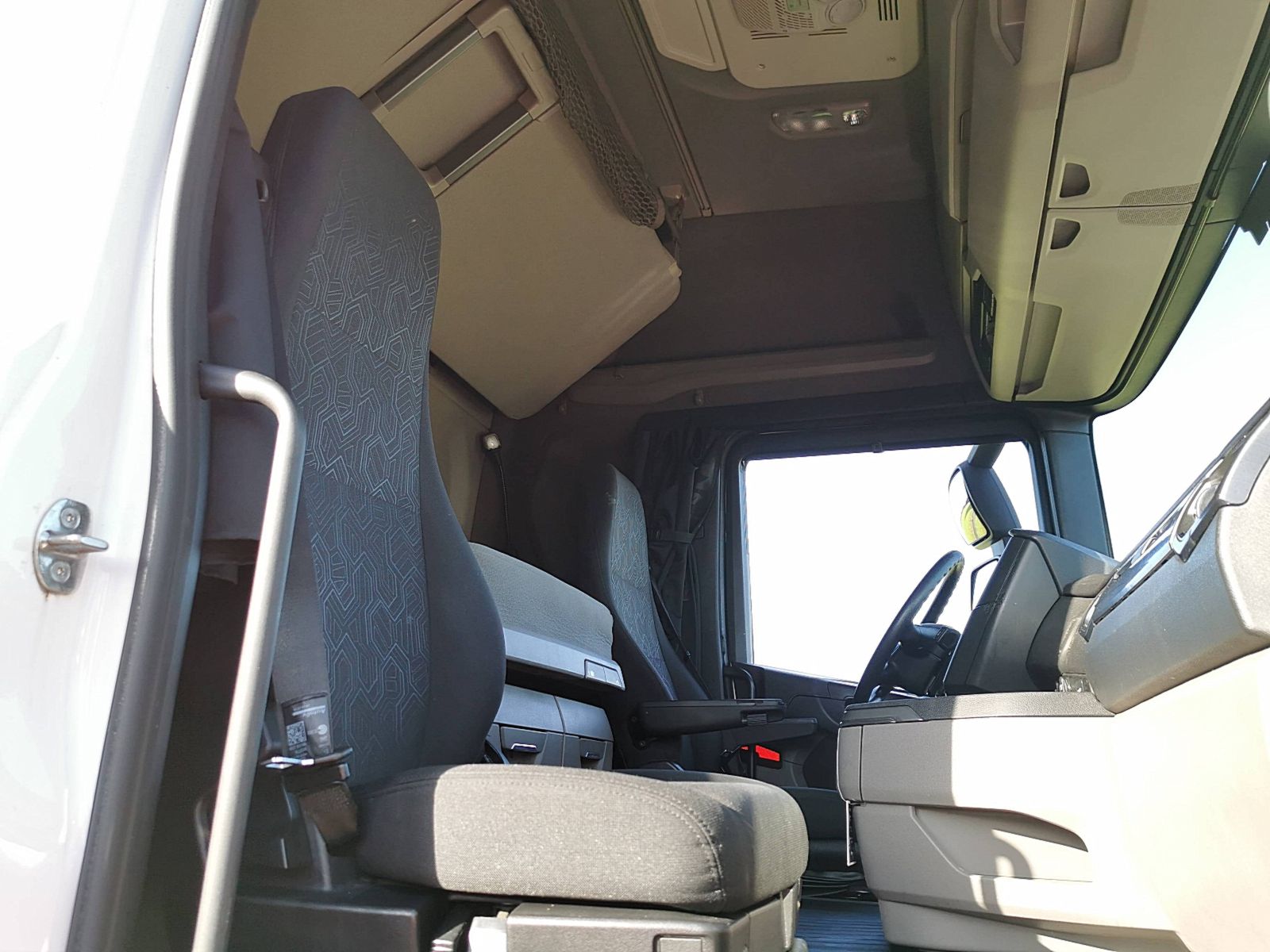 SCANIA R410 - Kleyn Vans