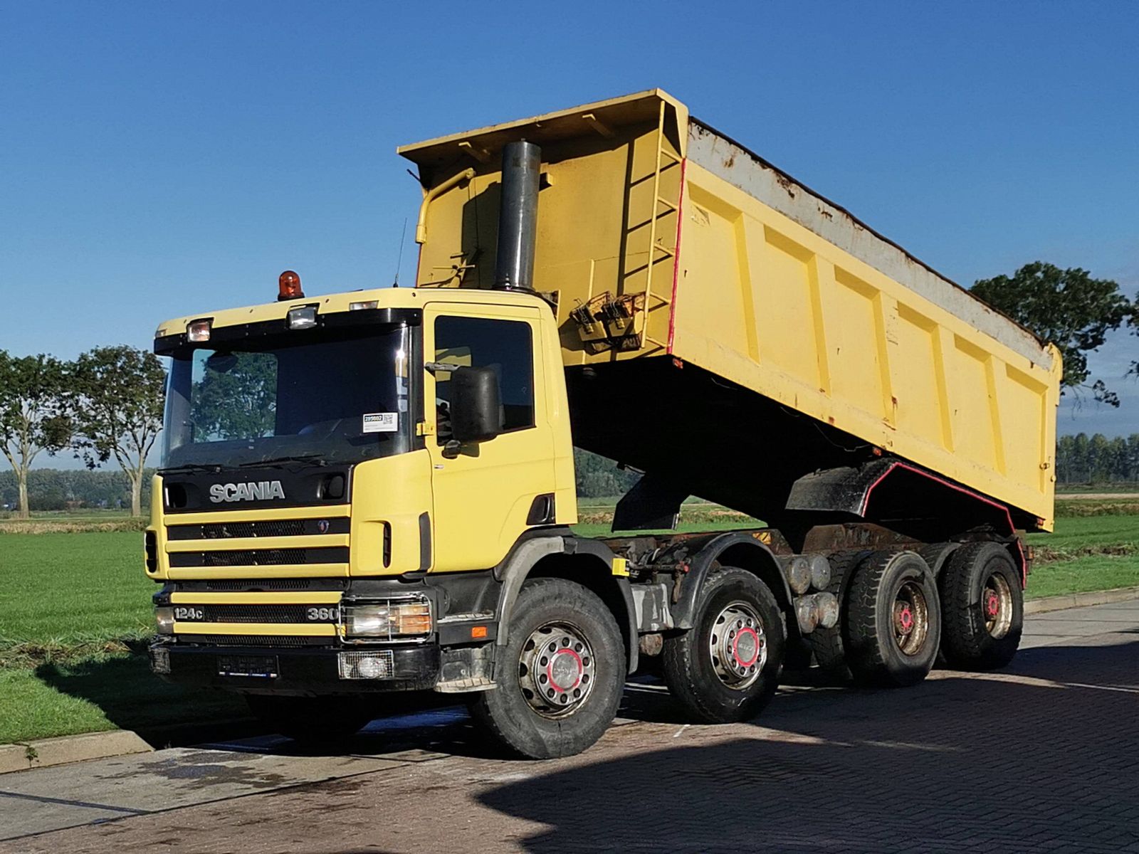 SCANIA P124.360 - Kleyn Trucks