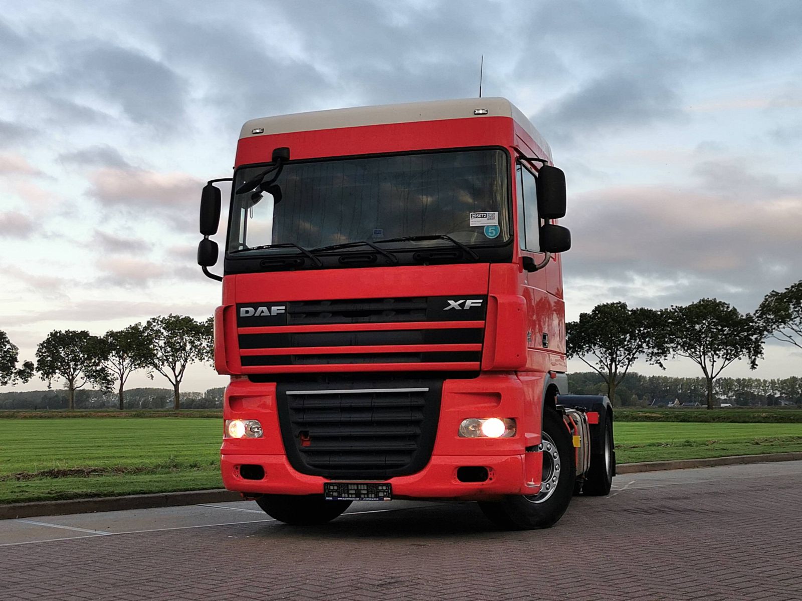 DAF XF 105.410 - Kleyn Trucks