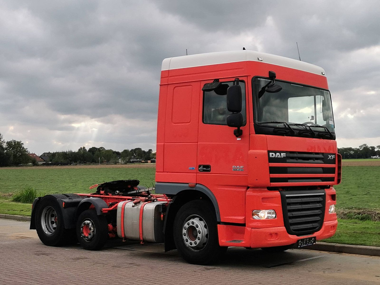 daf-xf-105-410-kleyn-trucks