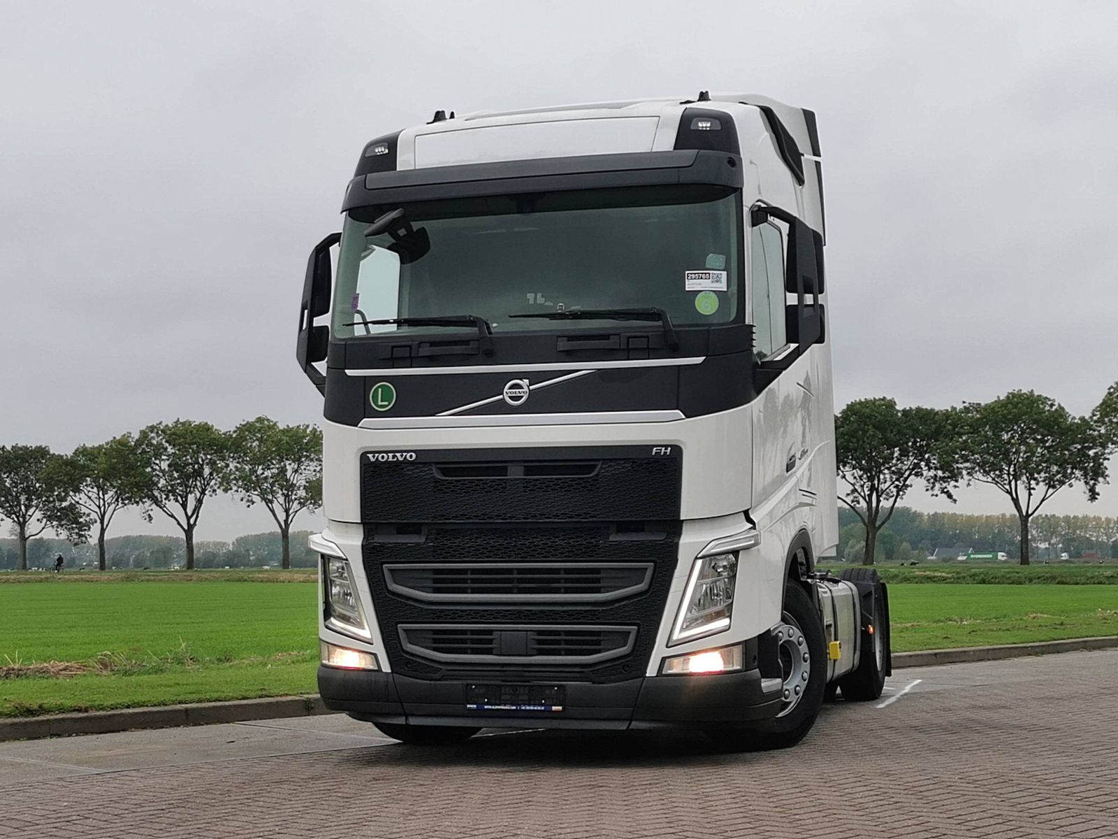 VOLVO FH 460 - Kleyn Trucks