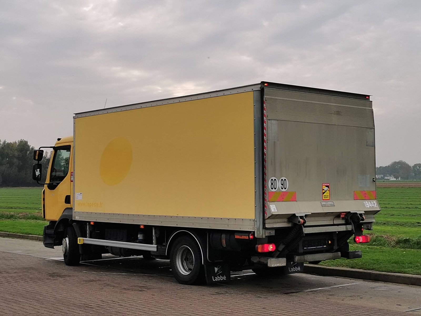 RENAULT D 220 - Kleyn Trucks