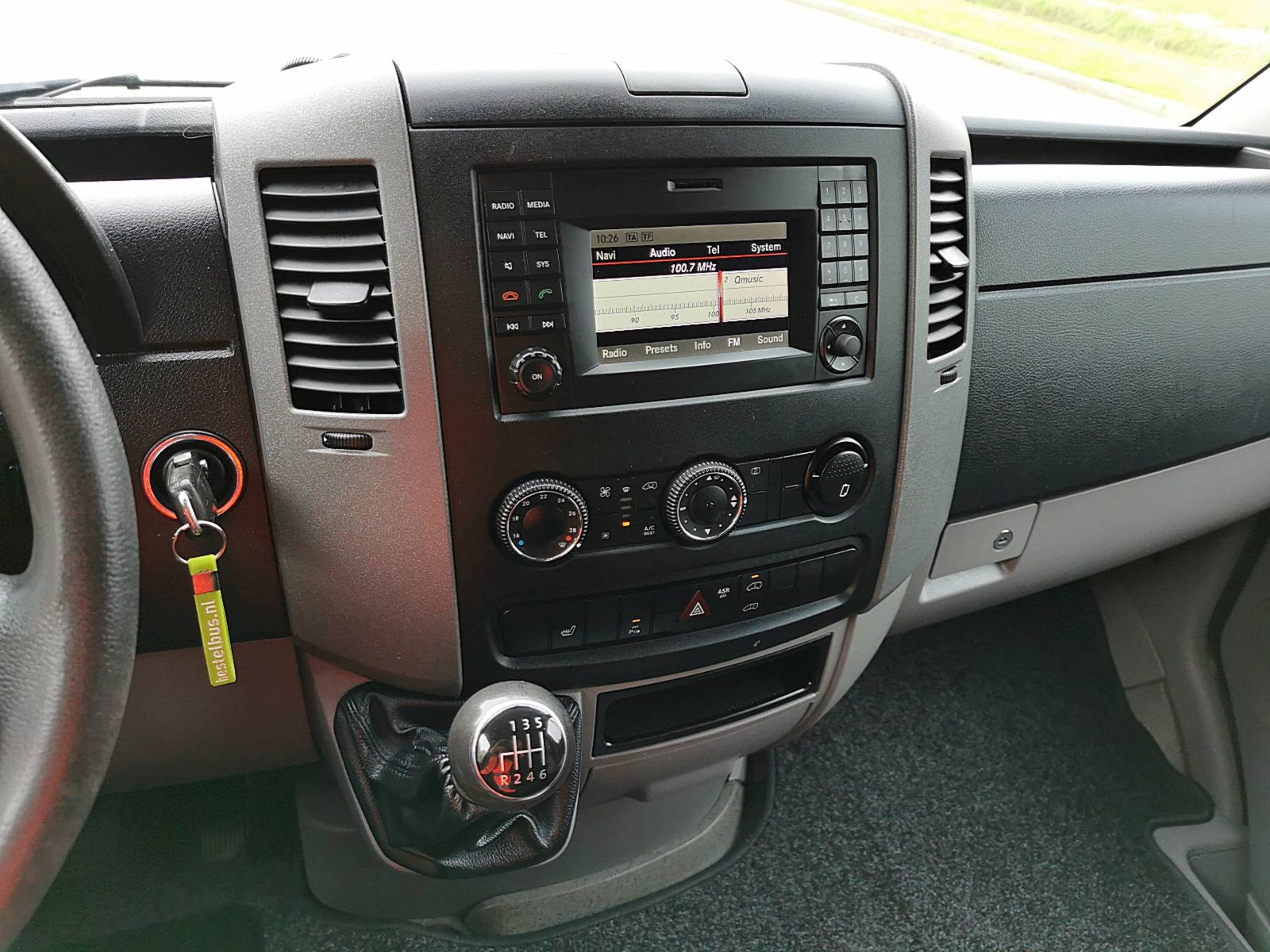 VOLKSWAGEN CRAFTER 2.0 - Kleyn Vans