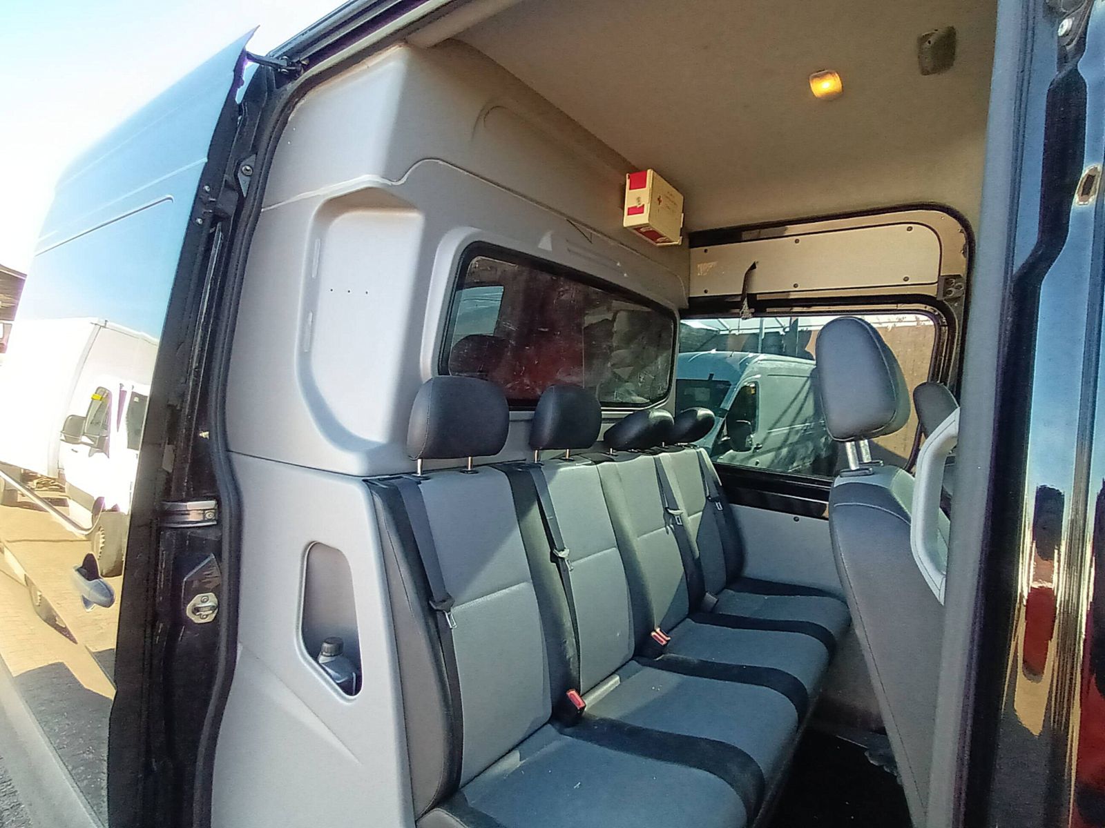 VOLKSWAGEN CRAFTER 2.0 - Kleyn Vans