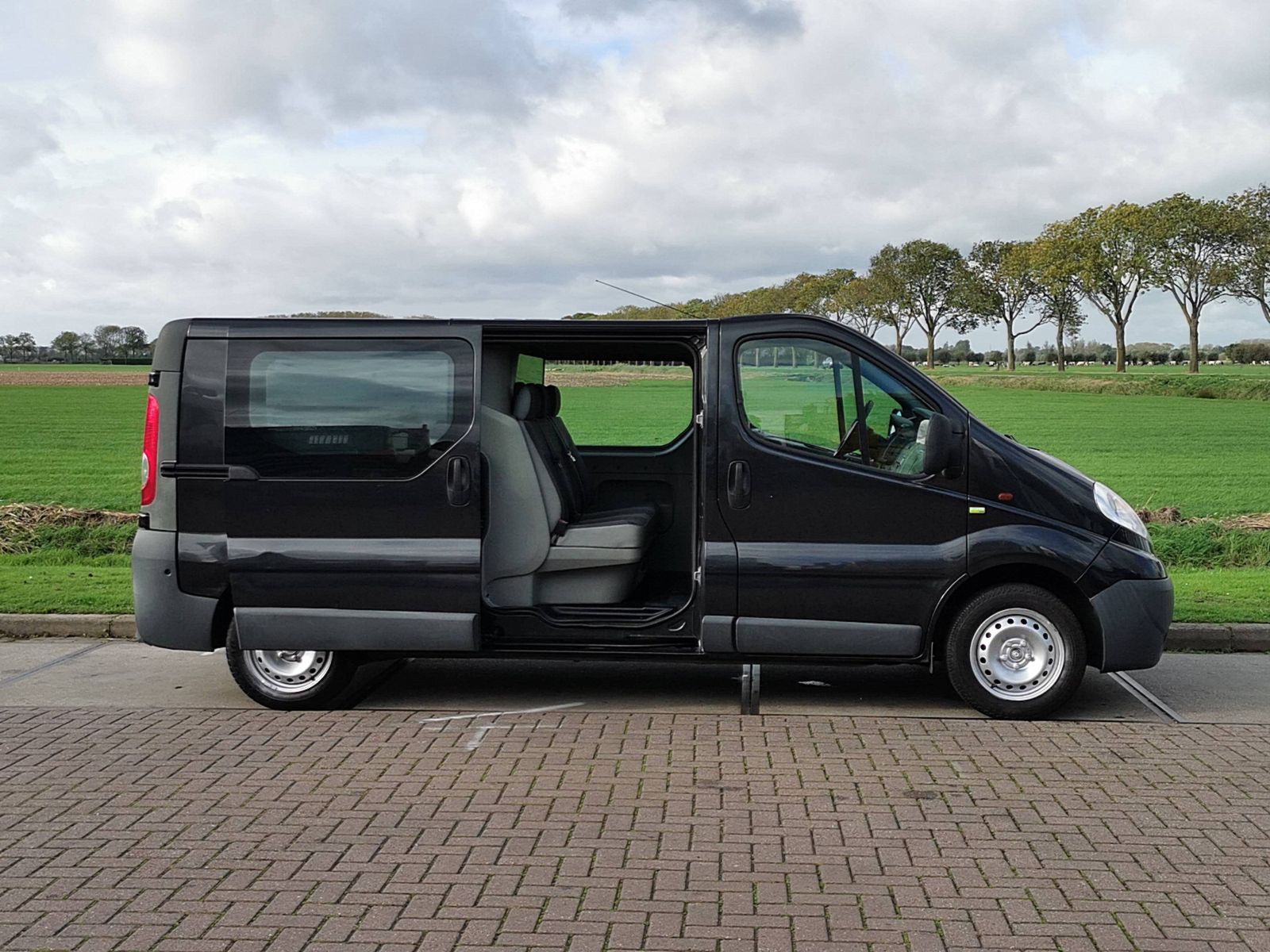 OPEL VIVARO 2.0 - Kleyn Vans