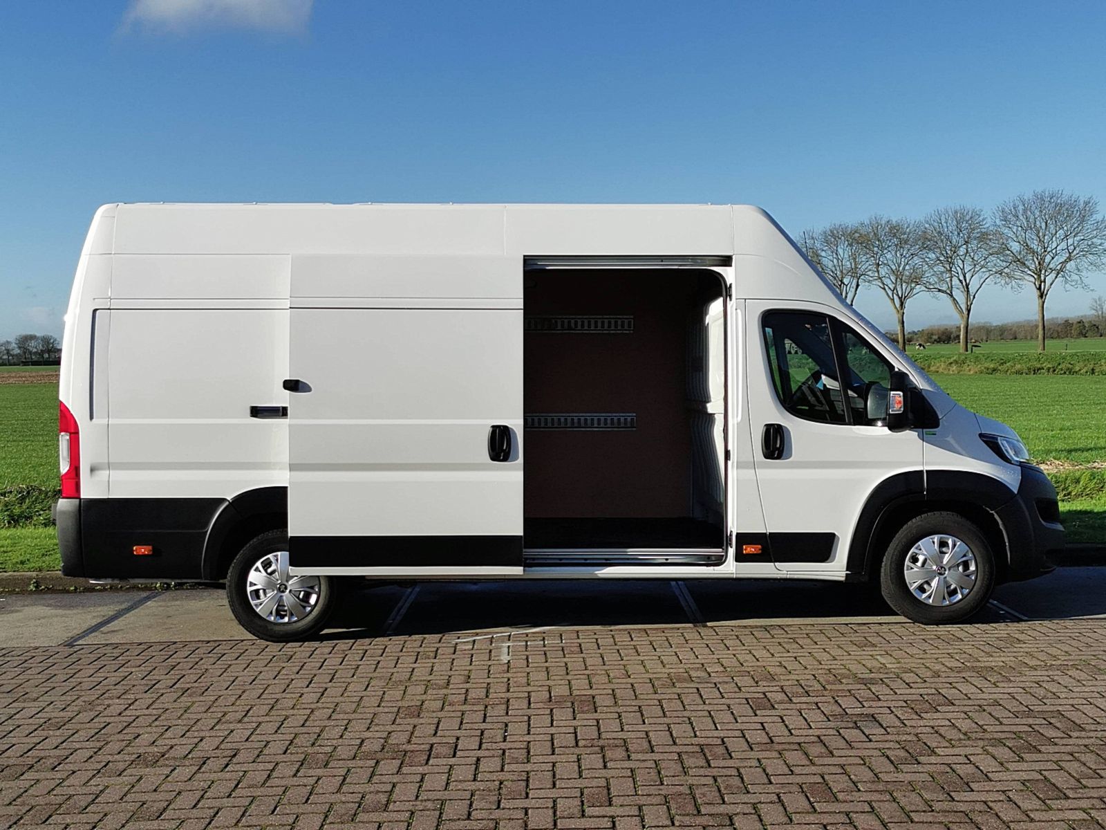 PEUGEOT BOXER 2.2 - Kleyn Vans