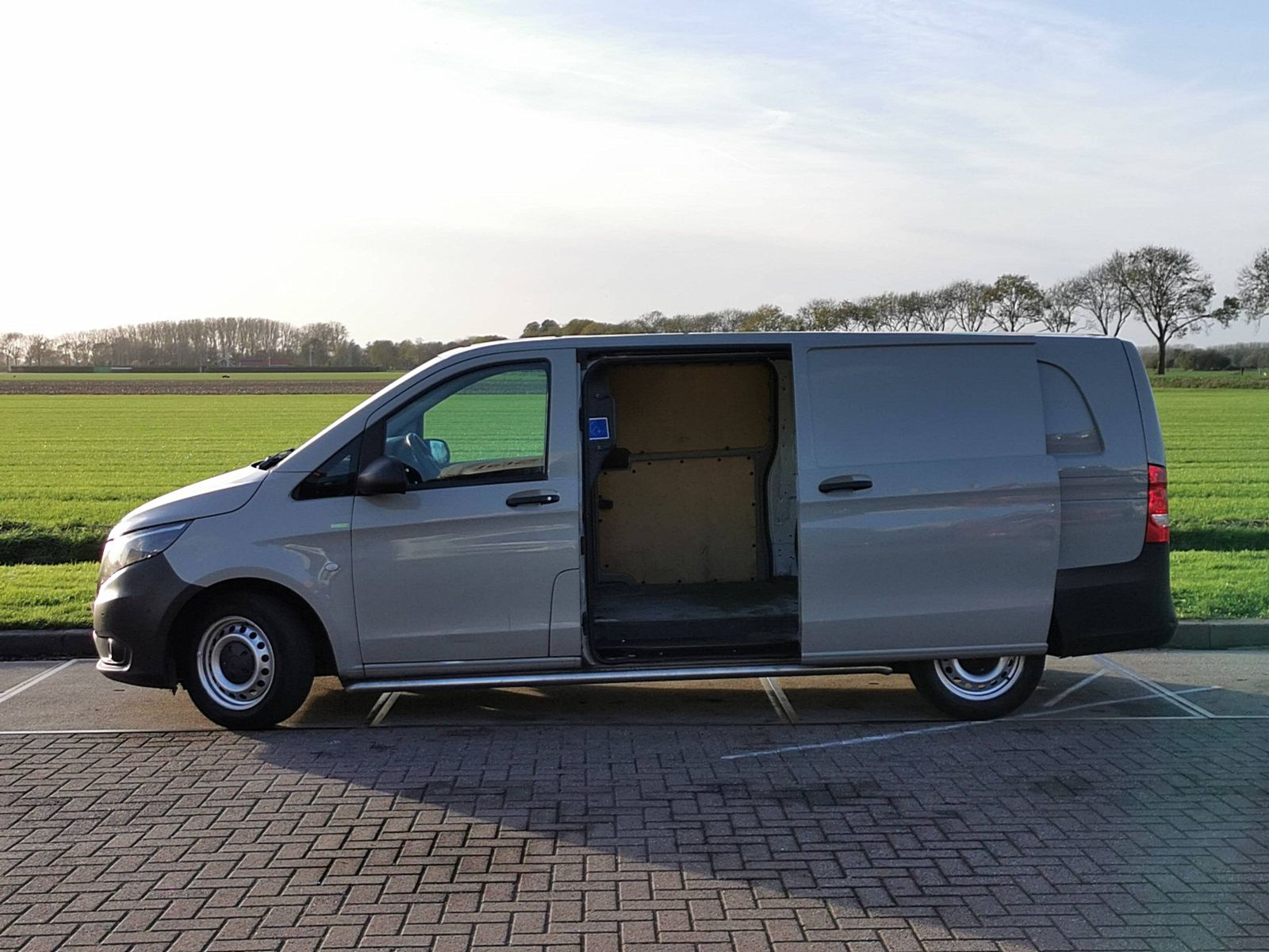 MERCEDES-BENZ VITO 114 - Kleyn Vans