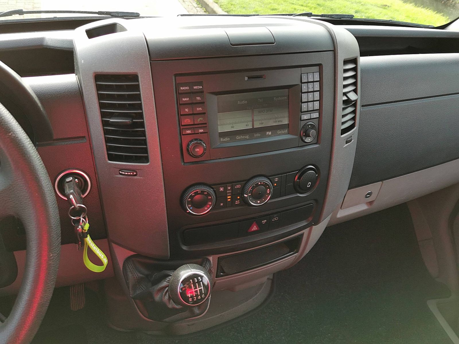 VOLKSWAGEN CRAFTER 2.0 - Kleyn Vans