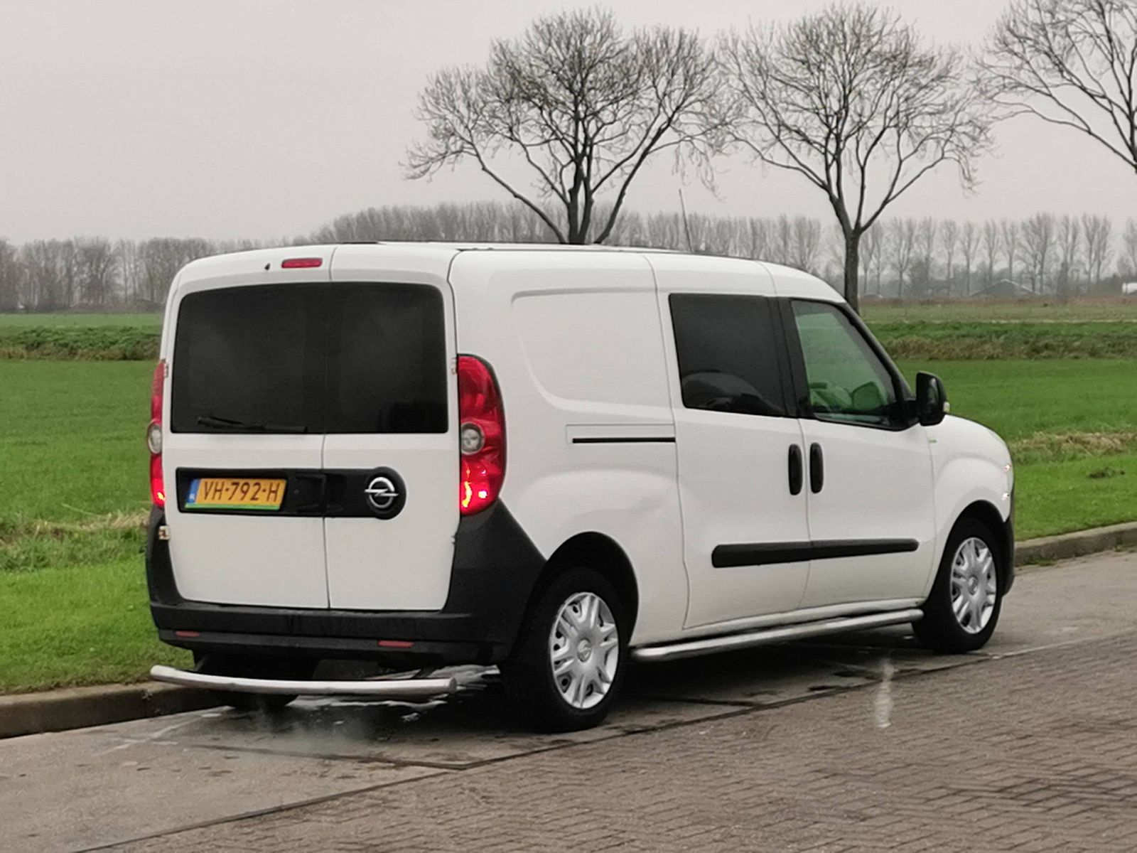 OPEL COMBO L2 1.3 90PK - Kleyn Vans