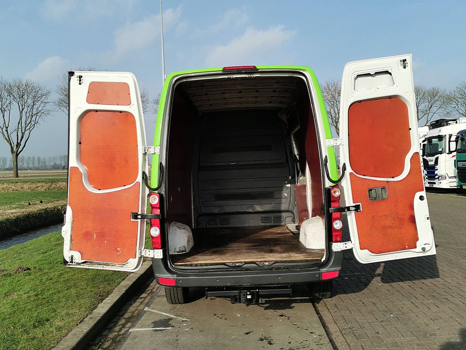 VOLKSWAGEN CRAFTER 2.0 - Kleyn Vans