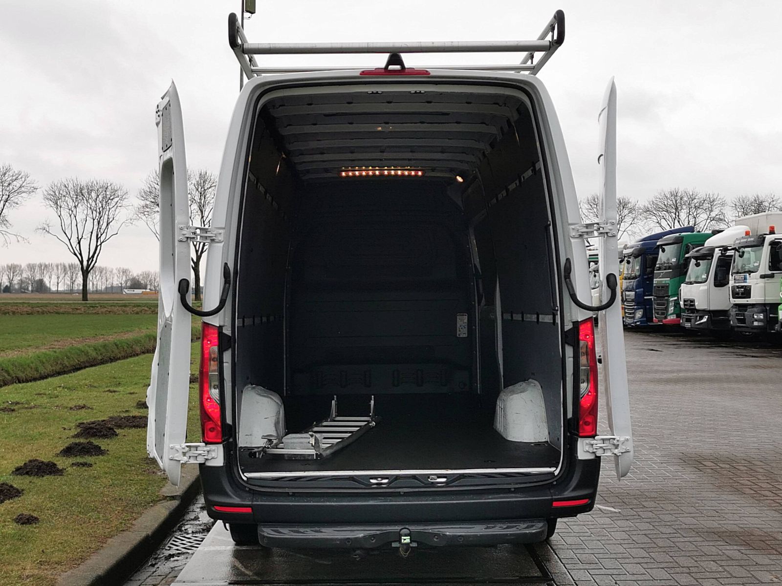 MERCEDES-BENZ SPRINTER 316 - Kleyn Vans