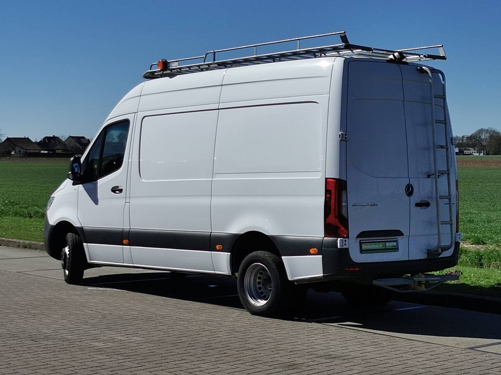 MERCEDES-BENZ SPRINTER 519 - Kleyn Vans