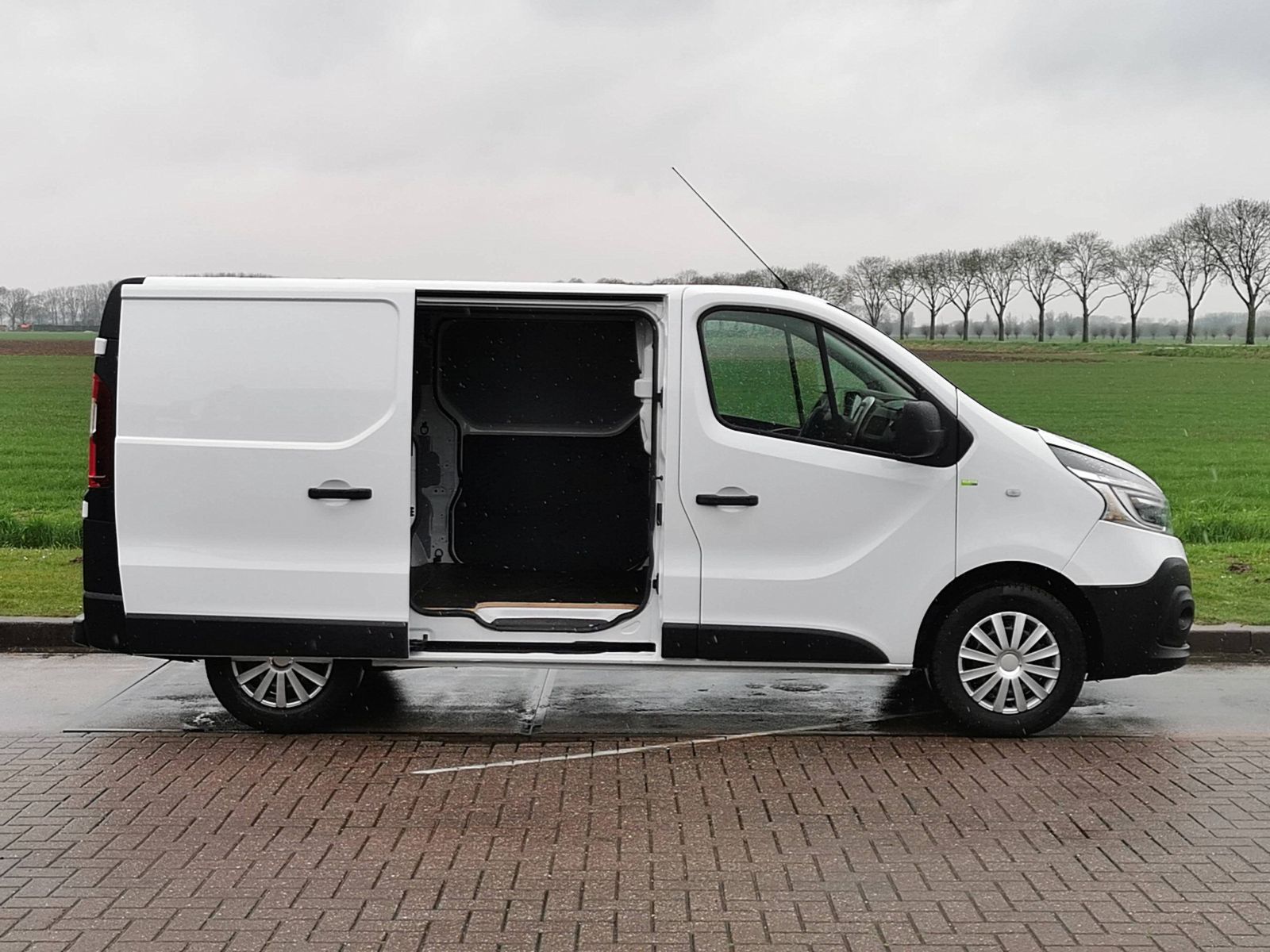 RENAULT TRAFIC 2.0 DCI - Kleyn Vans