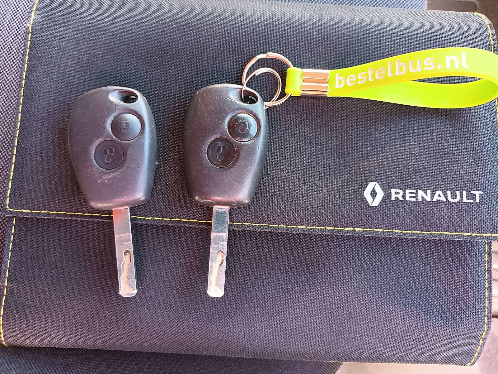 RENAULT MASTER 2.3 - Kleyn Vans