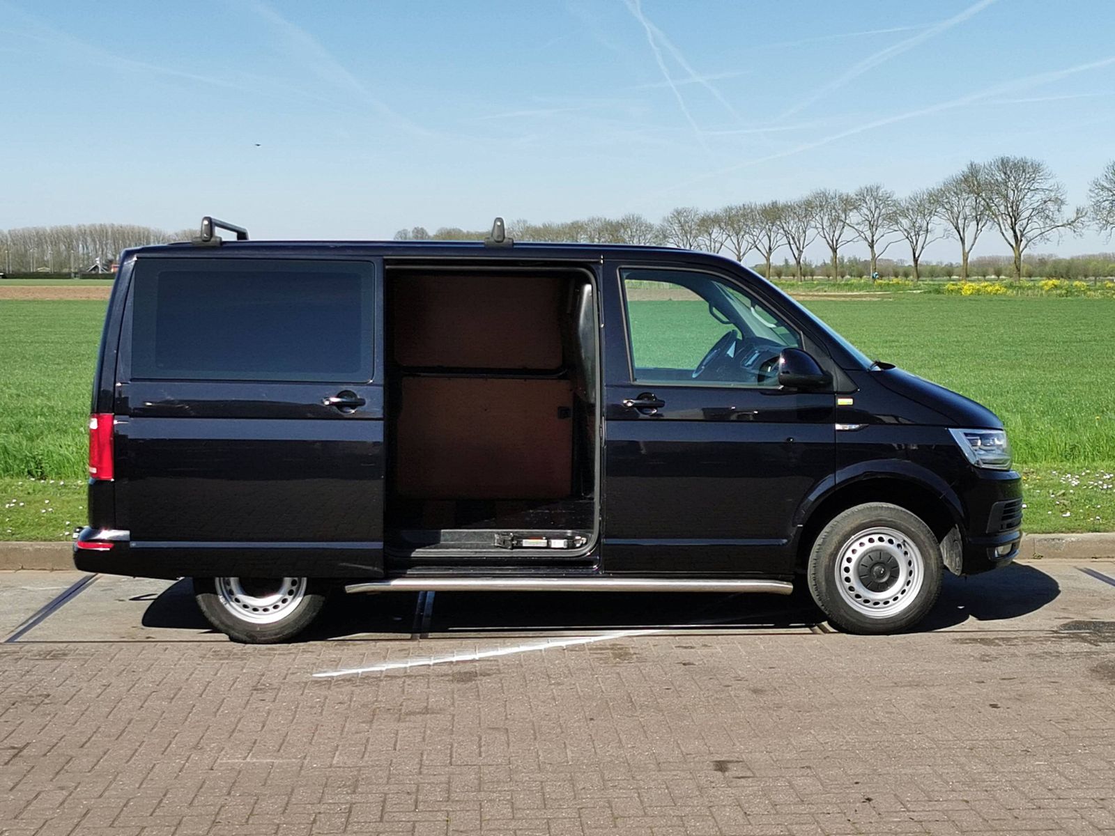 VOLKSWAGEN TRANSPORTER 2.0 TDI - Kleyn Vans